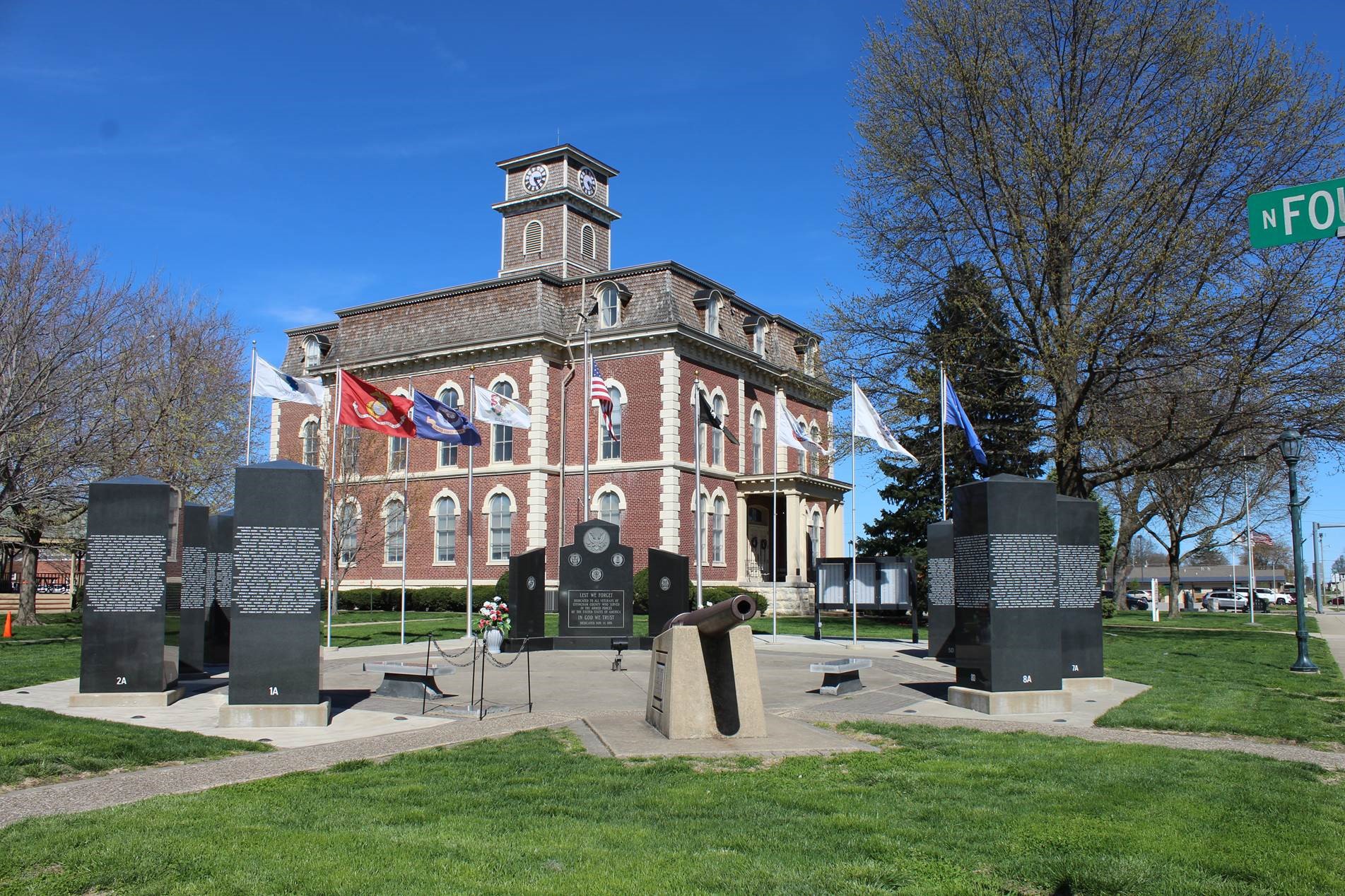 Downstate Illinois Road Trip Roundup - Historic Landmarks